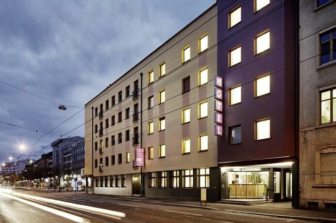 Hotels in Bâle: Book easily & with no fees